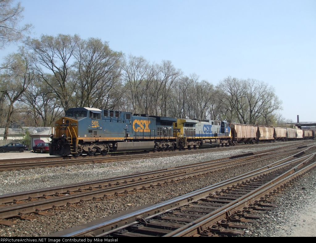 CSX 565